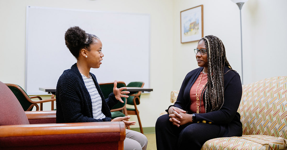 How to Become a Licensed Therapist | Regent University