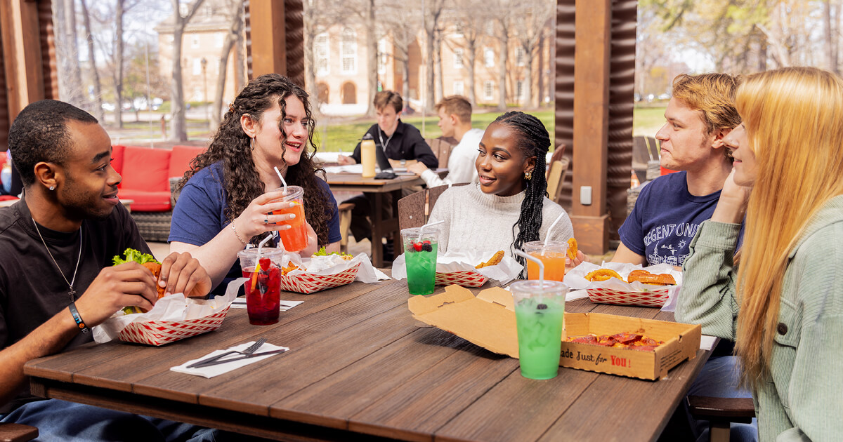 College Meal Plans | Regent University